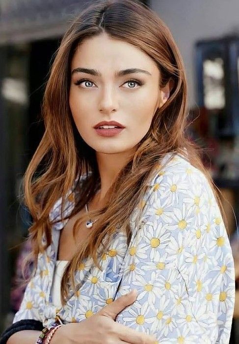 Ayse Aysin Turan | Bio: Age, Height, Net Worth, Marriage & Lifestyle